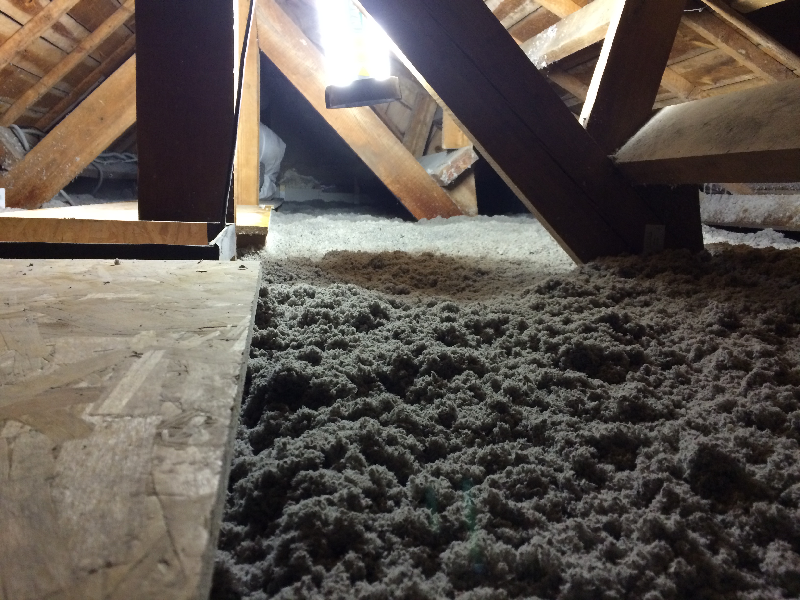 Isolation en Ouate de Cellulose - Écobatys